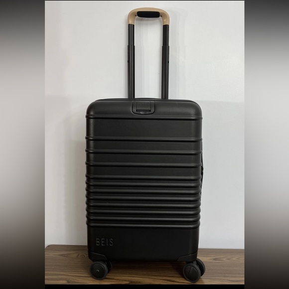 BEIS | Other | The Beis The Carryon Roller In Black Is A Stylish And ...